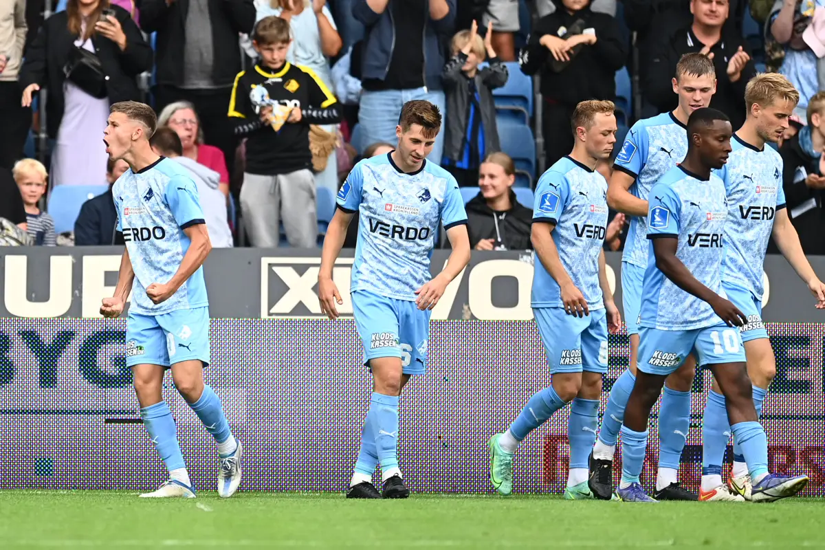 Startopstillingen mod Lyngby